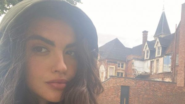 Chi è Sara Barbieri, la promessa sposa di Fabrizio Corona | Il ...